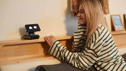 LOOI Robot Review: The Smart Desktop Companion You Didn’t Know You ...
