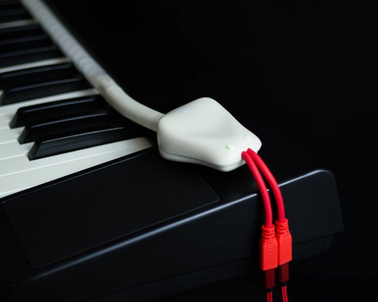 Keysnake 2 Review: The AI Snake That Teaches You Piano Like a Human ...